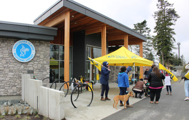 BCGEU pushing the VIRL envelope with 10 picket lines - Island Social Trends